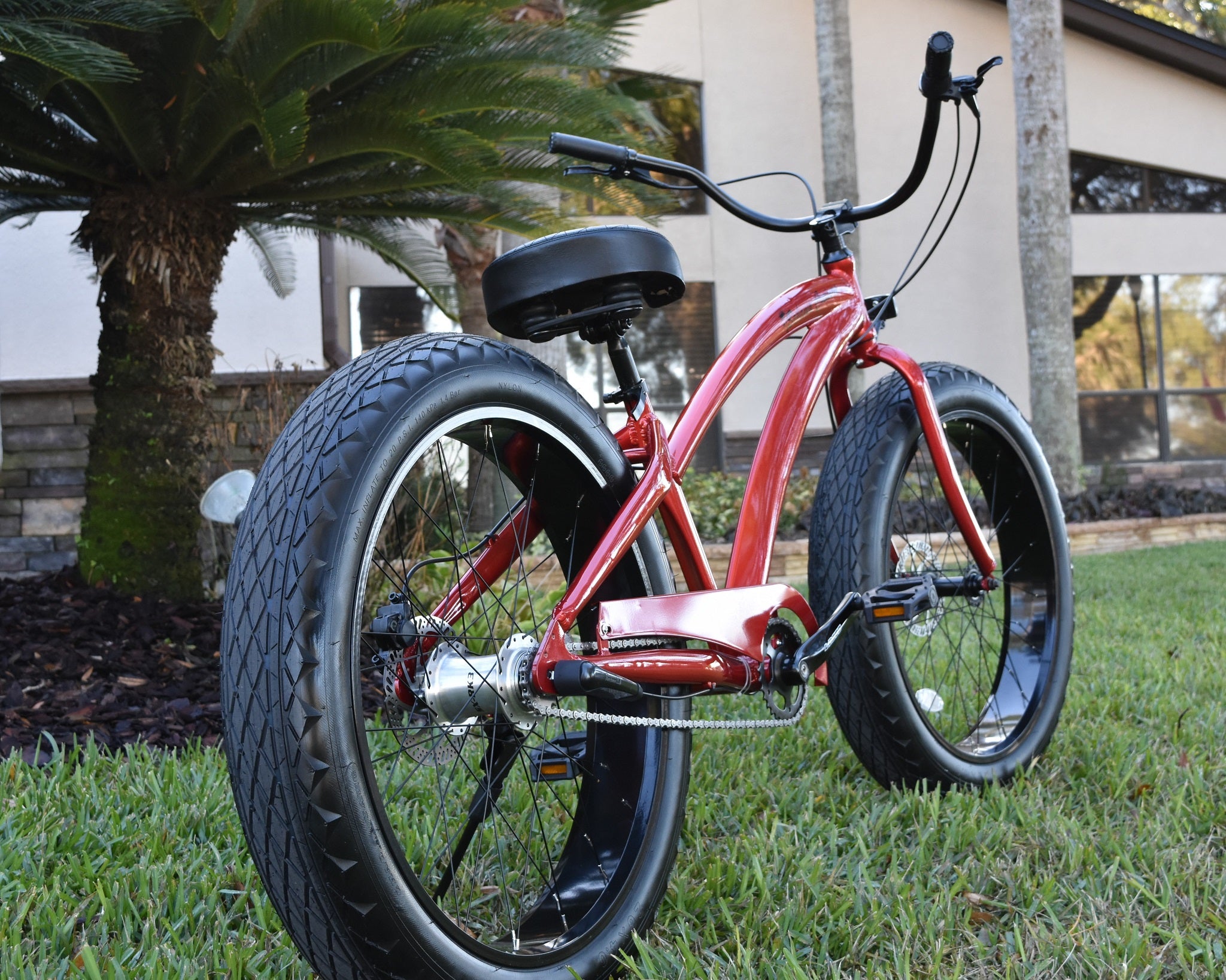 3 SPEED BEACH CRUISERS BIKES | Candy Apple Red Frame/Black Wheels ...